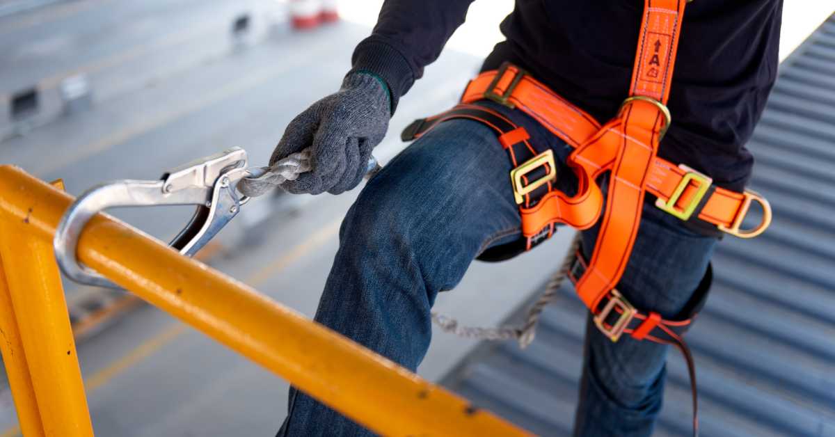 5 Ways to Keep Safe at Work - Get Stewart